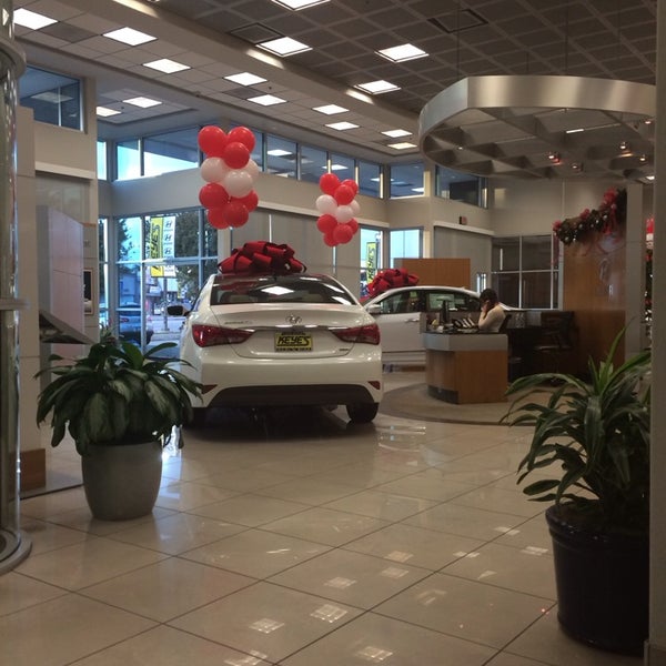 Keyes Hyundai - 5746 Van Nuys Blvd
