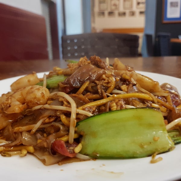 Photos at The Old Raffles Place - Singaporean Restaurant in Collingwood