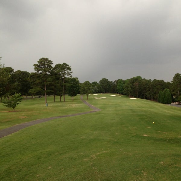 Cowan's Ford Country Club & Golf Course - Golf Course in Denver