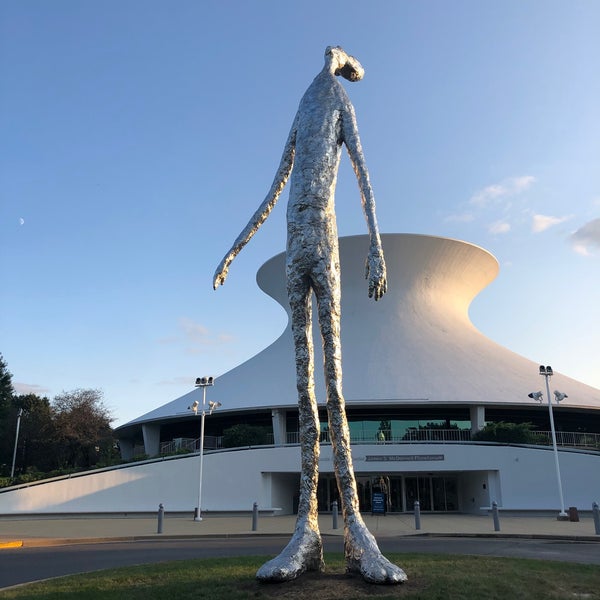 James S. McDonnell Planetarium - Planetarium in St. Louis