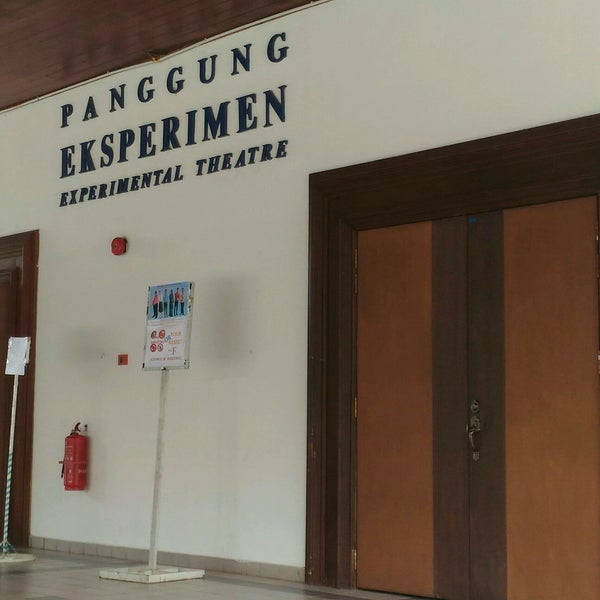 Theater Experiment, UUM