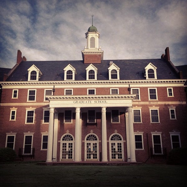 Photos at Graduate Life Center at Donaldson Brown - College Academic ...