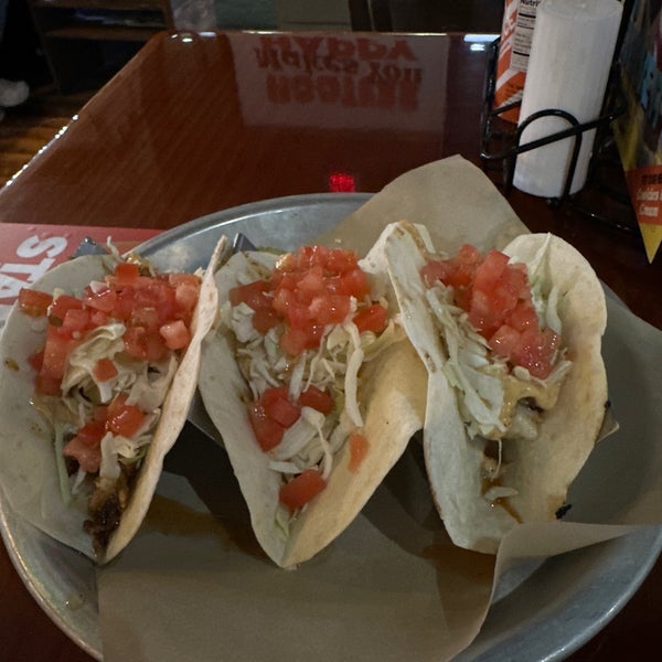 Hooters - Downtown Atlanta - Atlanta, GA