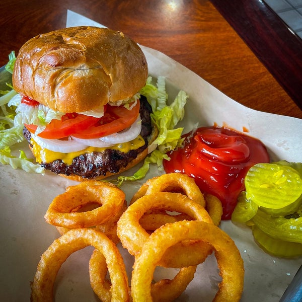 Belly Burgers - Outer Richmond - 13 tips