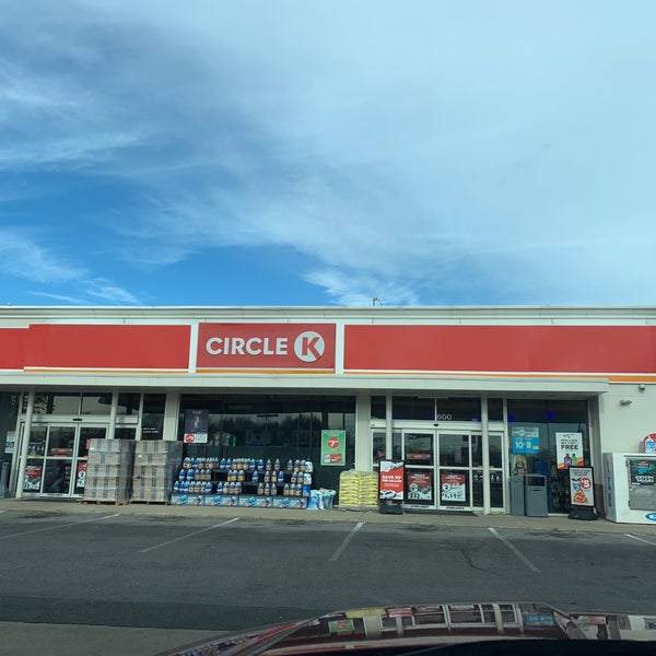 Shell - 600 W North Ave