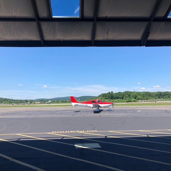 Danbury Municipal Airport (DXR) - 7 tips