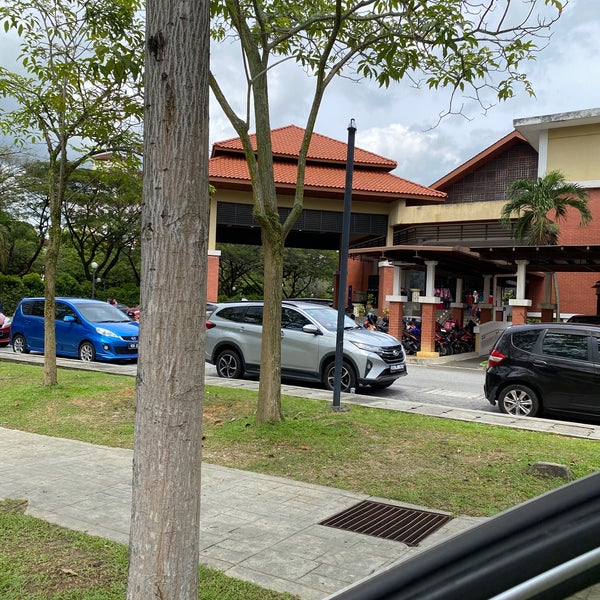 Presint 11 Food Court - 9 tips from 894 visitors