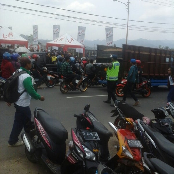 sirkuit road race non permanen sumedang - City Hall