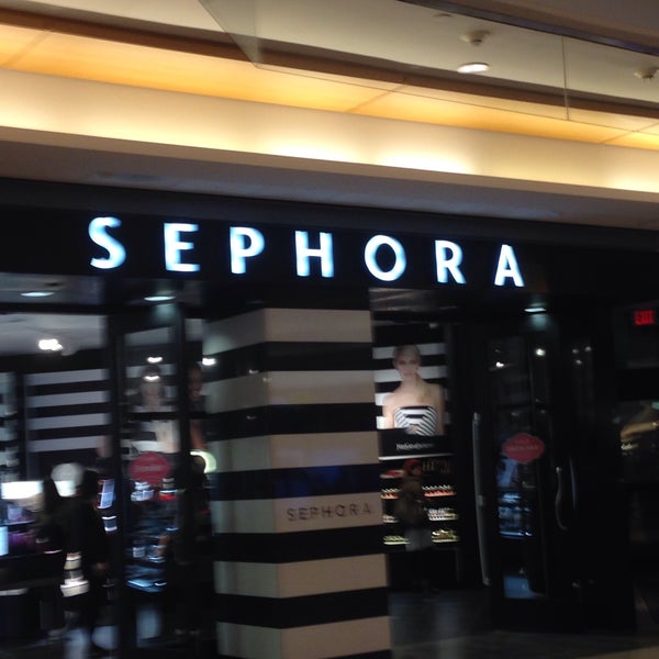 SEPHORA - Downtown Vancouver - Vancouver, BC