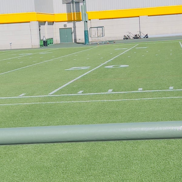 Ray Nitschke Field - 8 tips