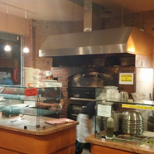Benny's Brick Oven Pizza - Pizzeria in Brooklyn