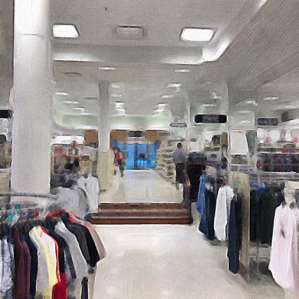 Winners - Department Store in Financial District