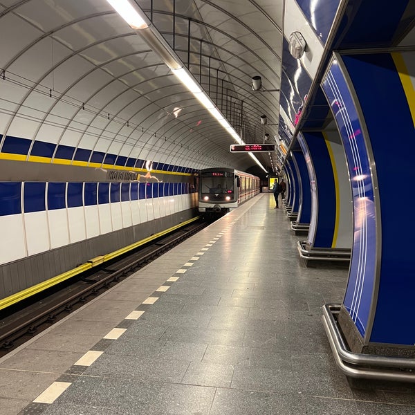 Metro =B= Kolbenova - Vysočany - Praha, Hlavní město Praha