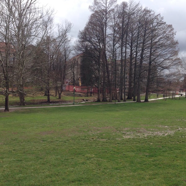 Photos at Dunn Meadow - Indiana University - 8 tips from 426 visitors
