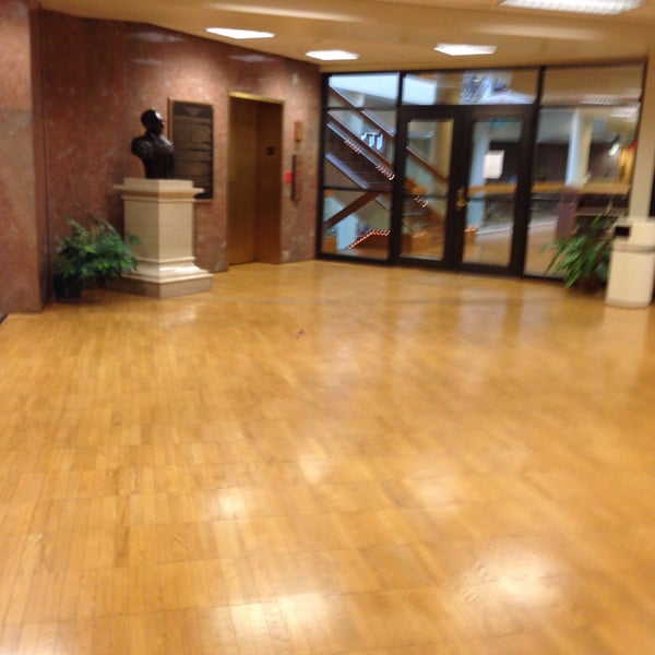 Maurer School of Law Library - College Library in Indiana University