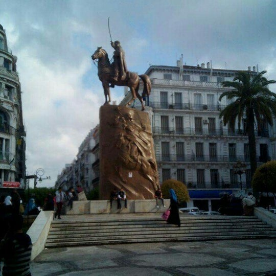 Place de l'Emir Abdelkader