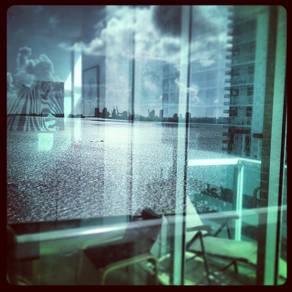 Solaris - Building in Miami