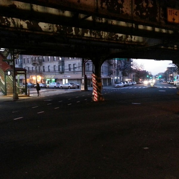 MTA MaBSTOA Bus at Westchester Ave & Prospect Ave: (Bx4, Bx4A, Bx17 ...