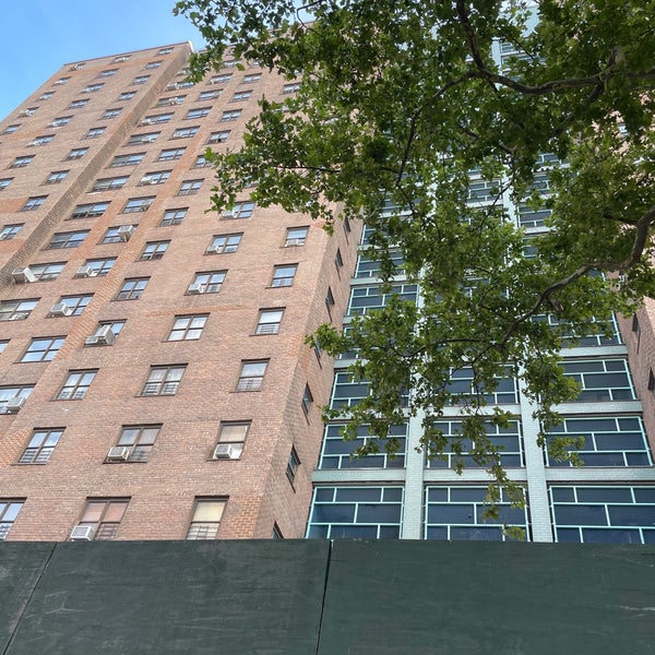 Photos at Taft Houses - NYCHA - East Harlem - New York, NY