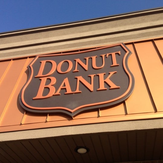 Donut Bank Bakery & Coffee Shop - Evansville East Side - 1950 ...