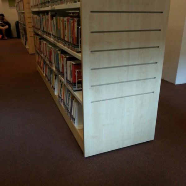 Photos at Yishun Public Library - Yishun - #04-01, Northpoint Shopping ...