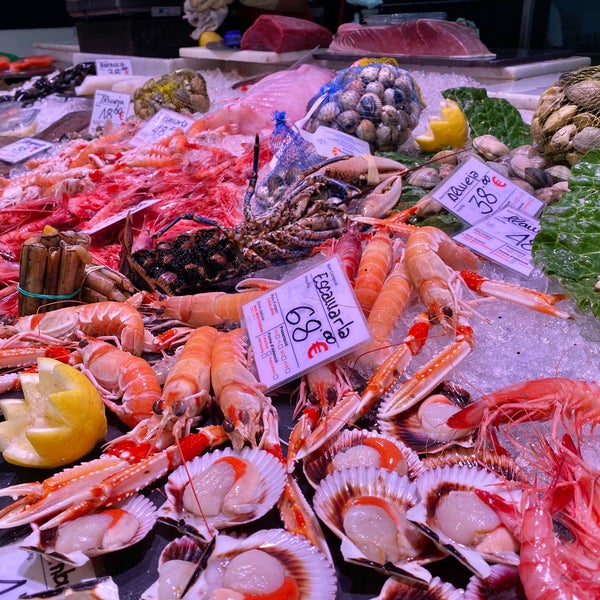 Mercat Municipal De Palamós - 5 tips from 187 visitors