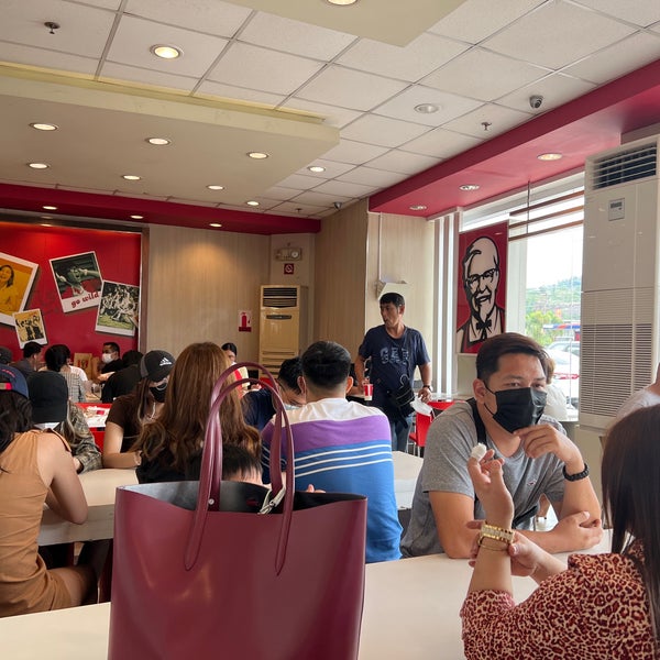 KFC - Fast Food Restaurant in Olongapo City