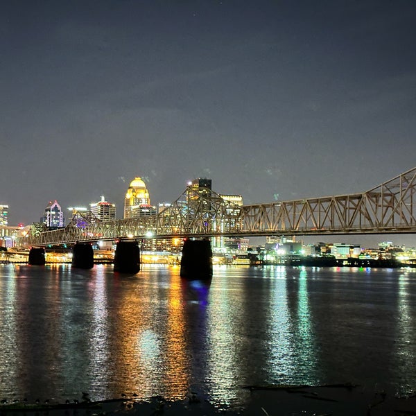 Indiana / Kentucky Border - 32 tips from 10507 visitors