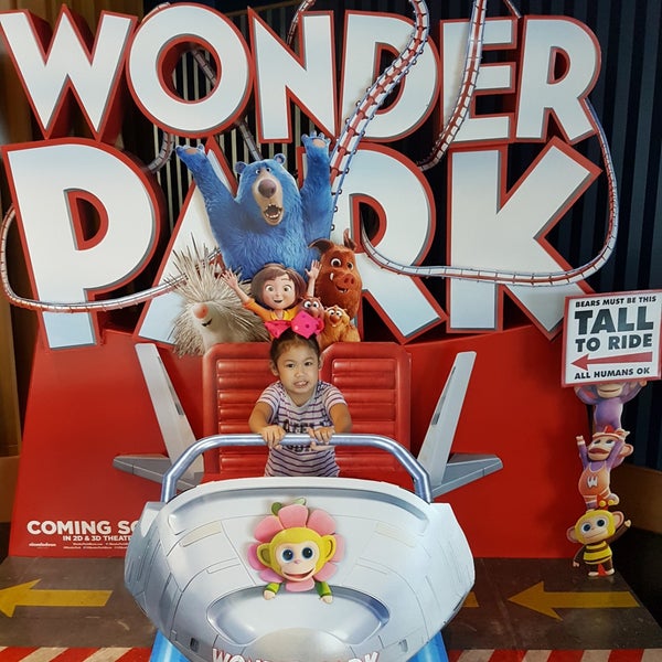 Bonifacio High Street 4DX Cinema 4 - Movie Theater in Fort Bonifacio