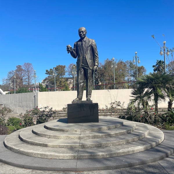 Louis Armstrong Statue (1980) - Treme - Lafitte - New Orleans, LA