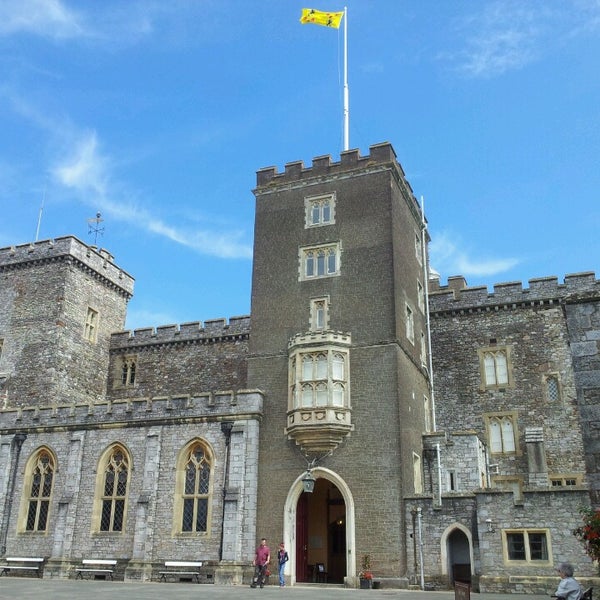 Powderham Castle - 11 tips