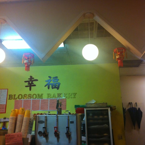 Blossom Bakery - Chinatown - 0 tips