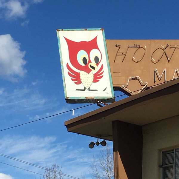 Hoot Owl Market - 6730 SW Capitol Hwy