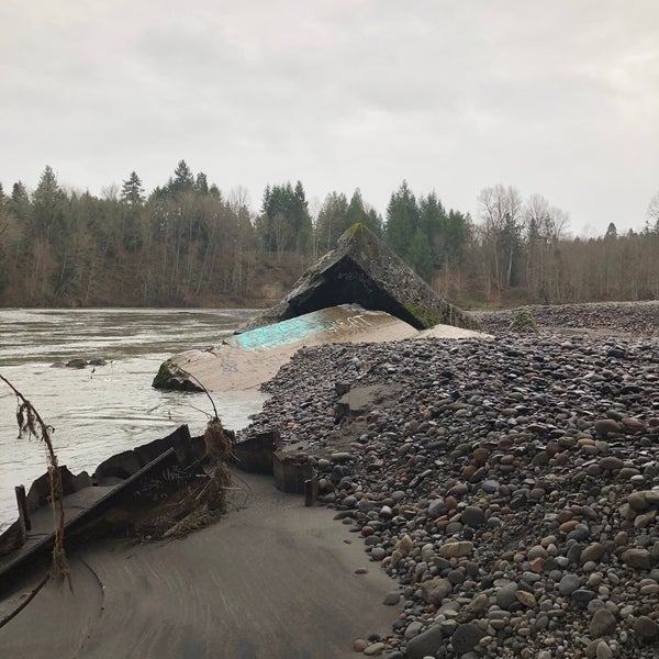 Mickey Mouse Bridge - 8 visitors