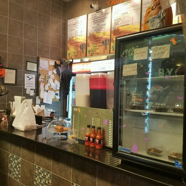 Taco Chino (Now Closed) - Mexican Restaurant in Albany Park