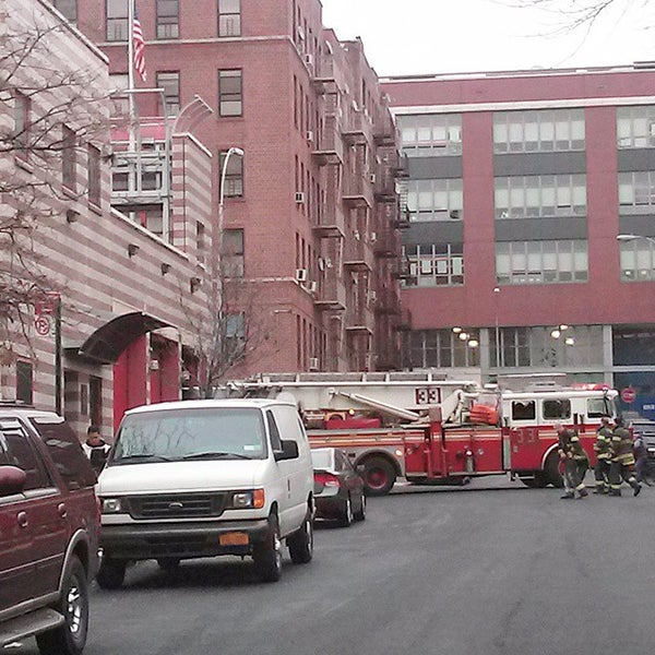 FDNY Engine 75/Ladder 33 - Government Building in West Bronx