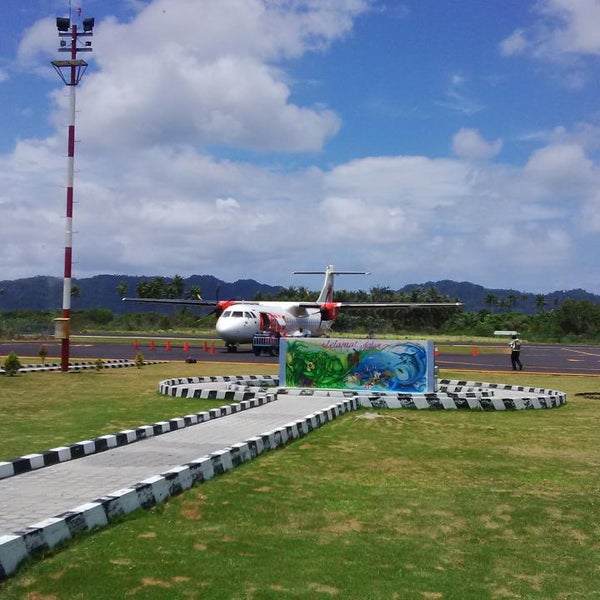 Bandara Melonguane (MNA) - 4 tips from 130 visitors