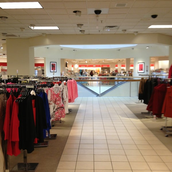 Macy's (Now Closed) - Bloomingdale, IL