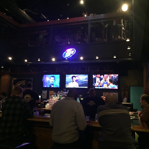 The Library Bar & Grill (Now Closed) - Bar in Dinkytown