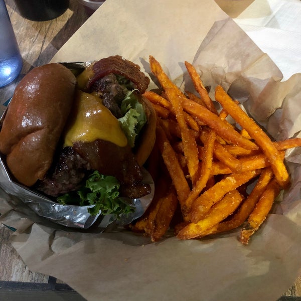 Chief's Burgers & Brew - 36 tips