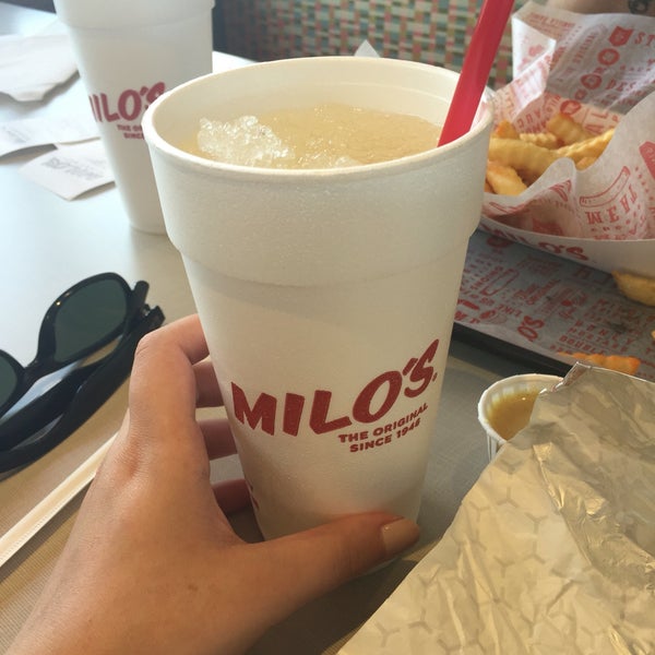 Milo's Hamburgers - Fast Food Restaurant