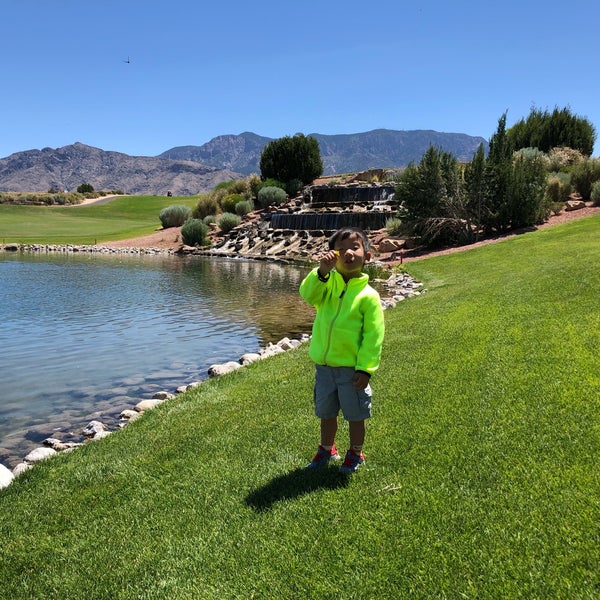 Sandia Golf Club - 30 Rainbow St