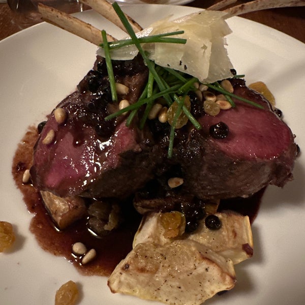 Photos at Cascade Dining Room - New American Restaurant in Timberline Lodge