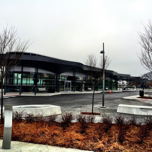 HRT Downtown Norfolk Transportation Center - Bus Station