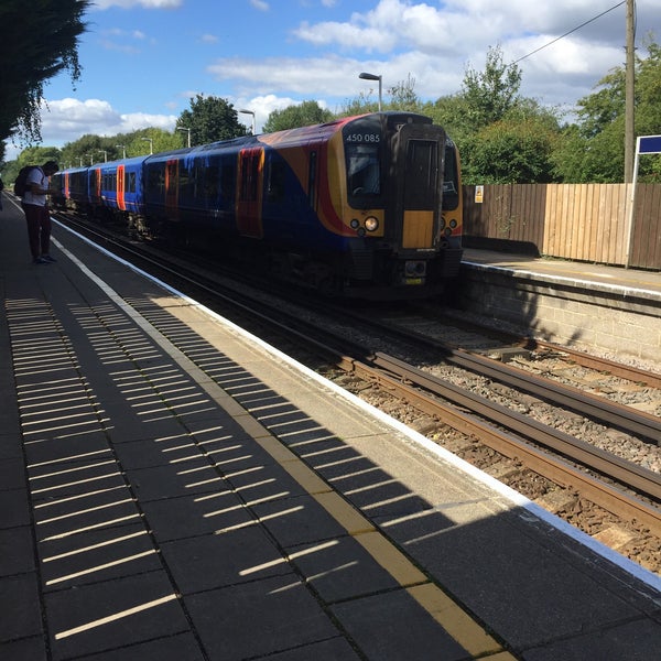 Hedge End Railway Station (HDE) - Hedge End - Hampshire, Hampshire