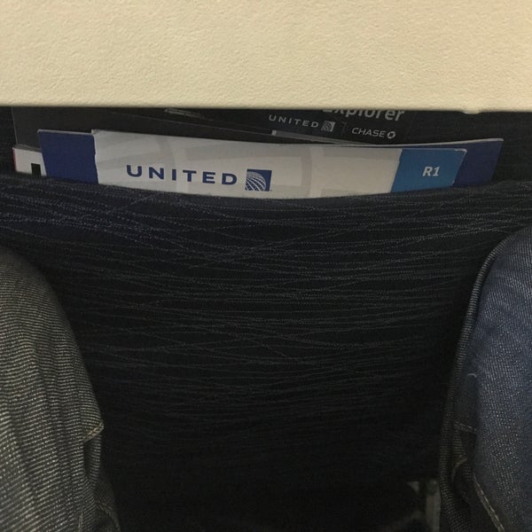 United Airlines Flight UA 926 - Plane in San Francisco