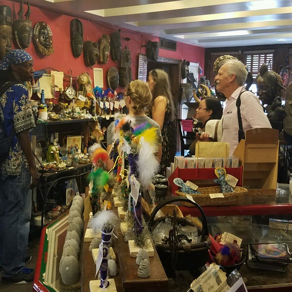 Voodoo Authentica™ of New Orleans - French Quarter - 612 Dumaine St