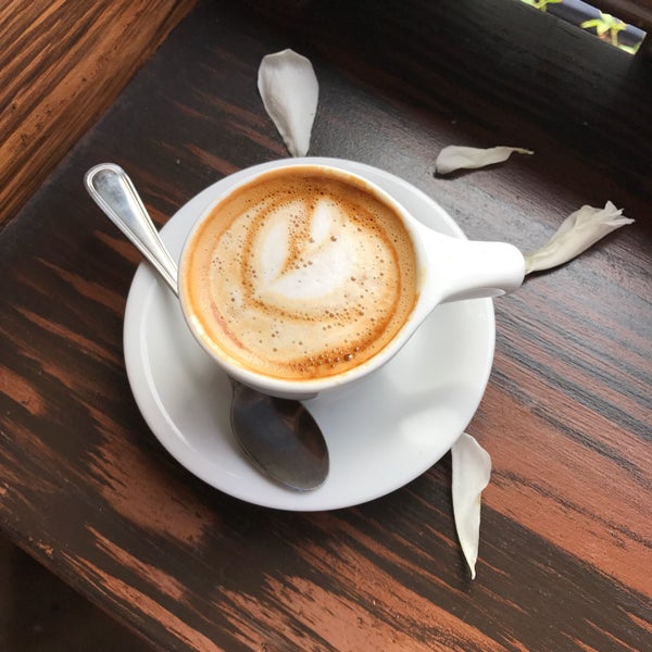 H Coffee House - Los Feliz - 12 tips