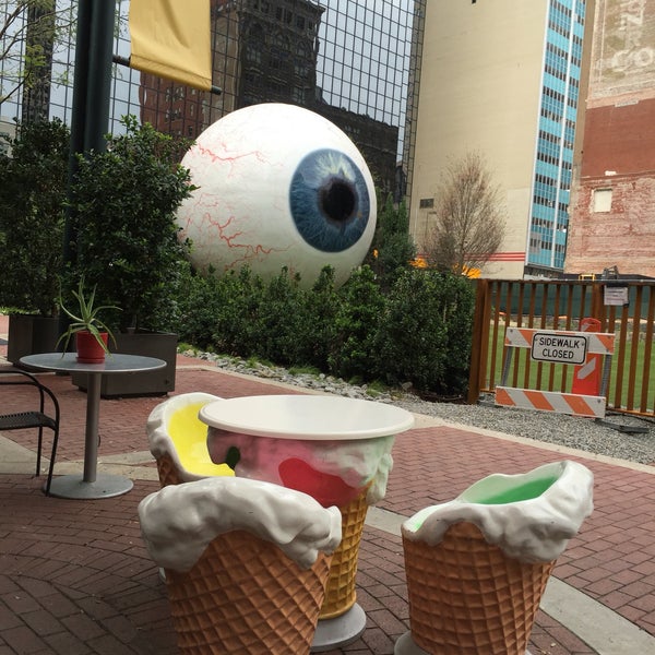 Cafe Strada - 3 tips from 125 visitors