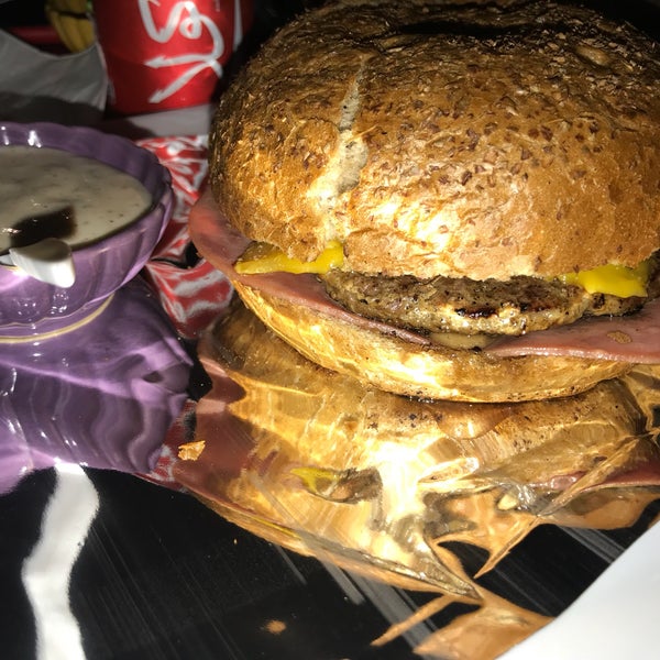 کافه رستوران بن بست | Bonbast Cofee Restaurant - منطقه ۵ - 13 tips from ...